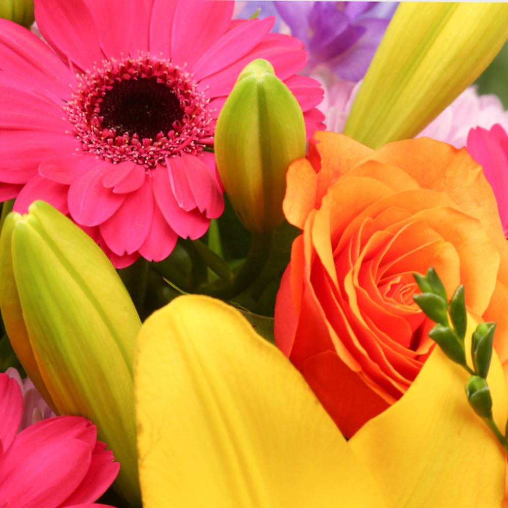 Embrace Bouquet – Happy Days Factory